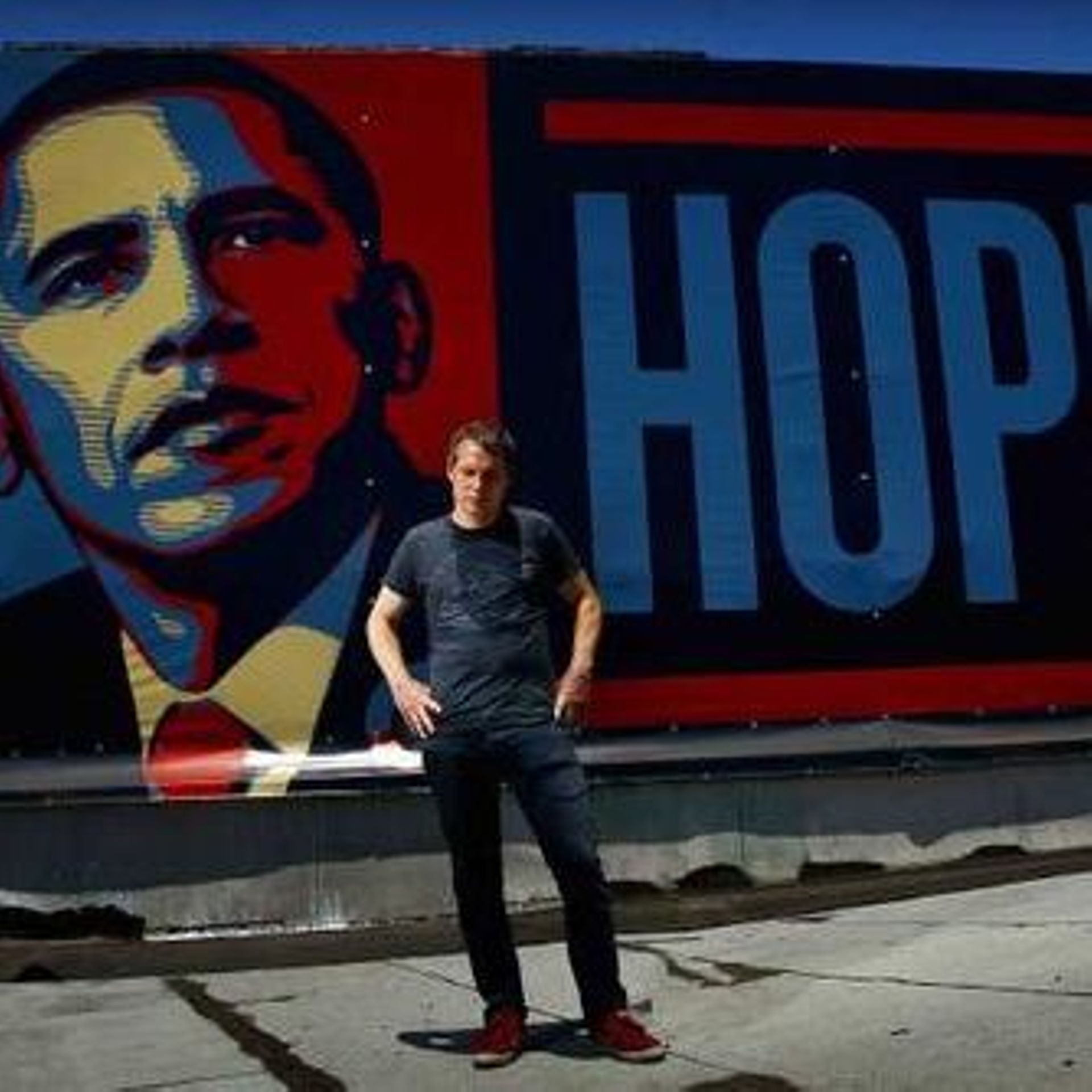 Shepard Fairey : L'Histoire Derrière "Hope", l'Affiche Iconique d'Obama ...