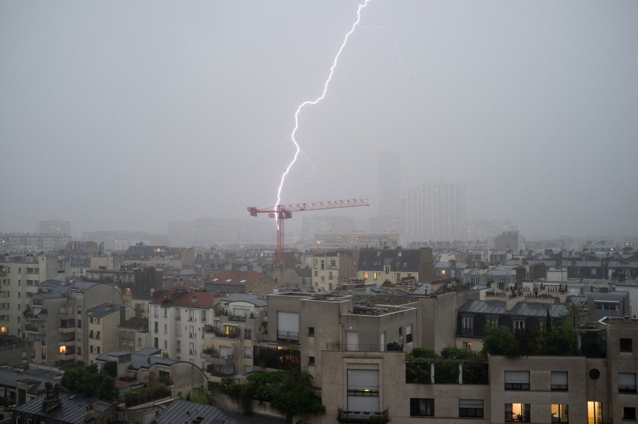 Paris : alerte météo, orages et grêle imminents ! - Streetart Paris