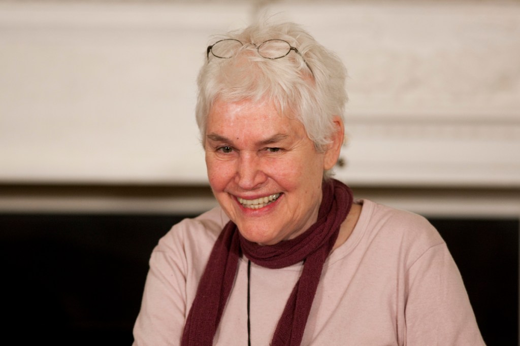 Alison Knowles, Artiste Fluxus, Décède à 92 Ans - Streetart Paris