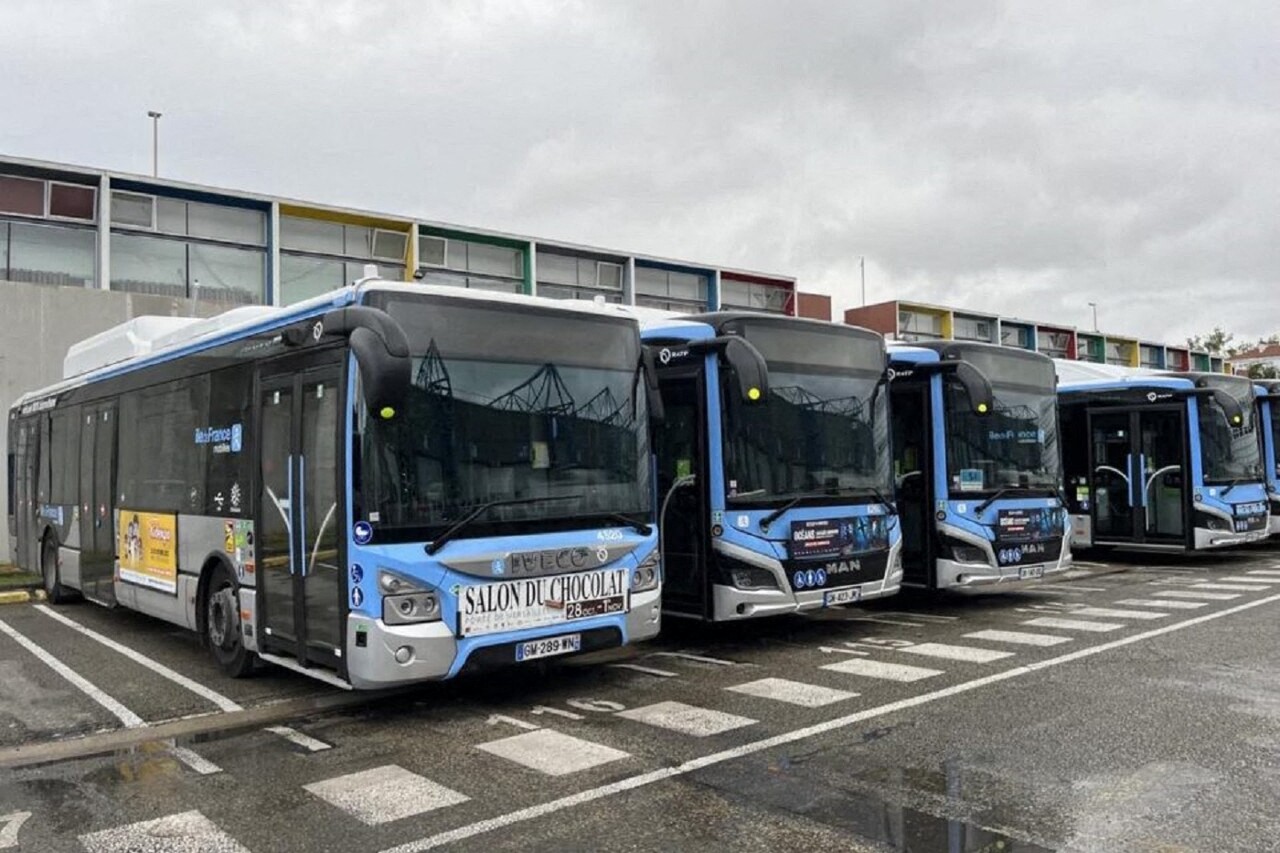 Île-de-France : 70% des bus RATP préservés - Streetart Paris