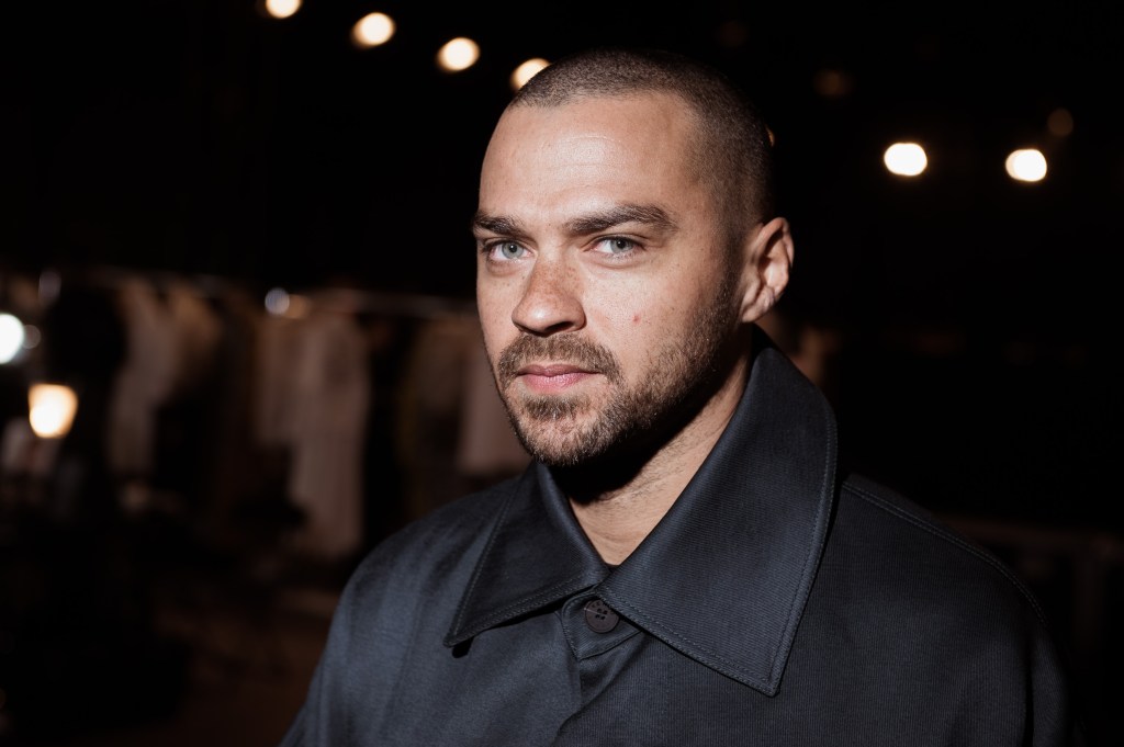 Jesse Williams dévoile un Boafo chez Phillips - Streetart Paris
